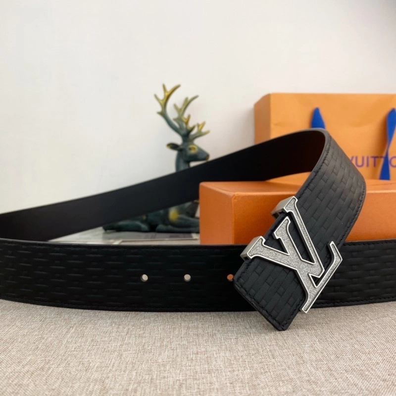 Top mirror Louis Vuitton Belts