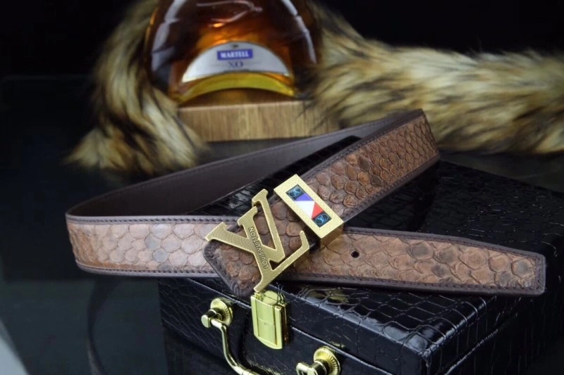 Low-cost Louis Vuitton Belts