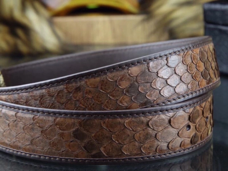 Low-cost Louis Vuitton Belts