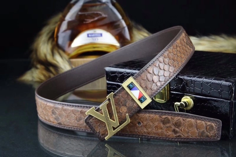 Low-cost Louis Vuitton Belts