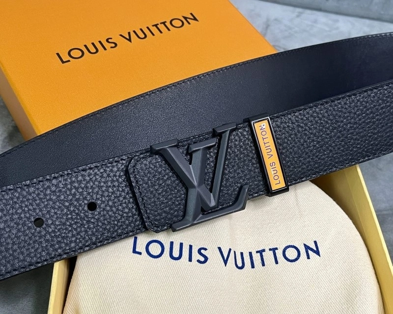 Low-cost Louis Vuitton Belts