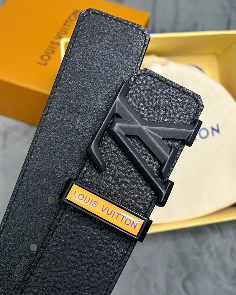 Low-cost Louis Vuitton Belts