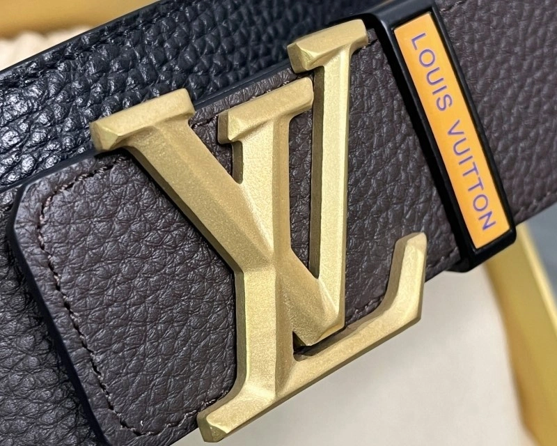Accurate model Louis Vuitton Belts