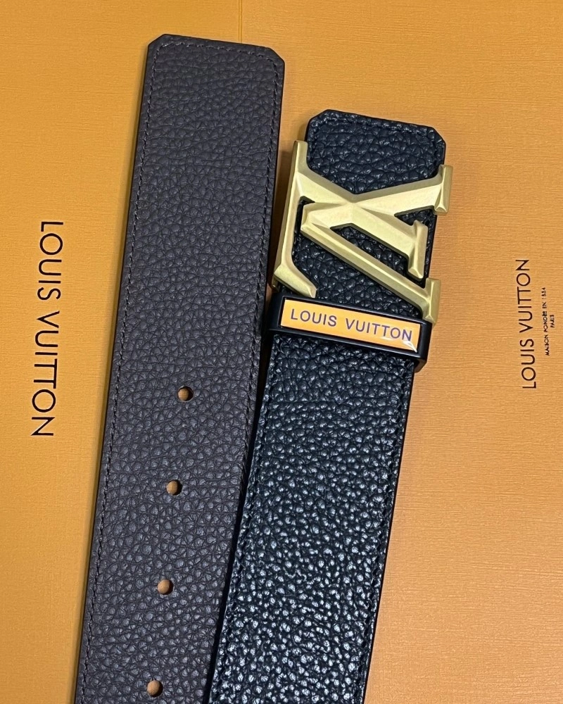 Accurate model Louis Vuitton Belts