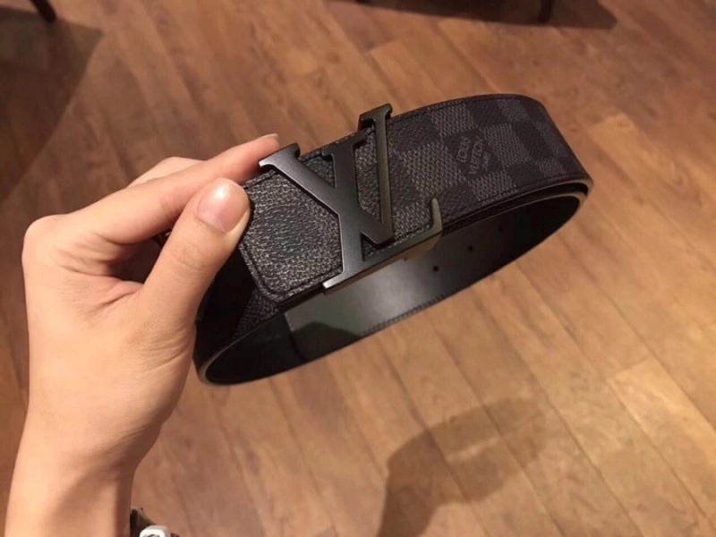 Legit Louis Vuitton Belts