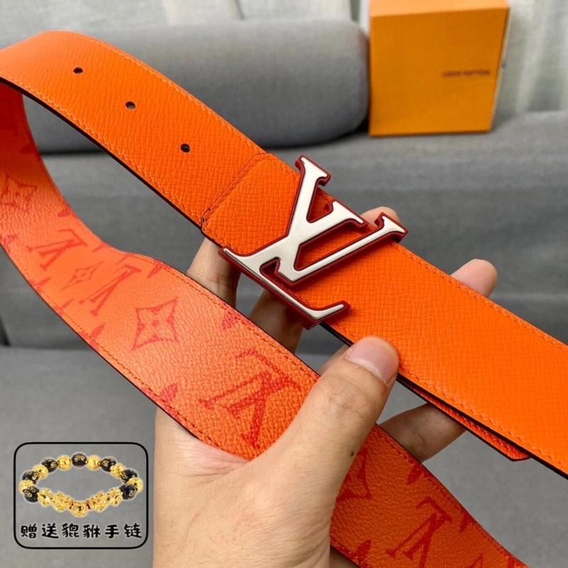 Low-cost Louis Vuitton Belts