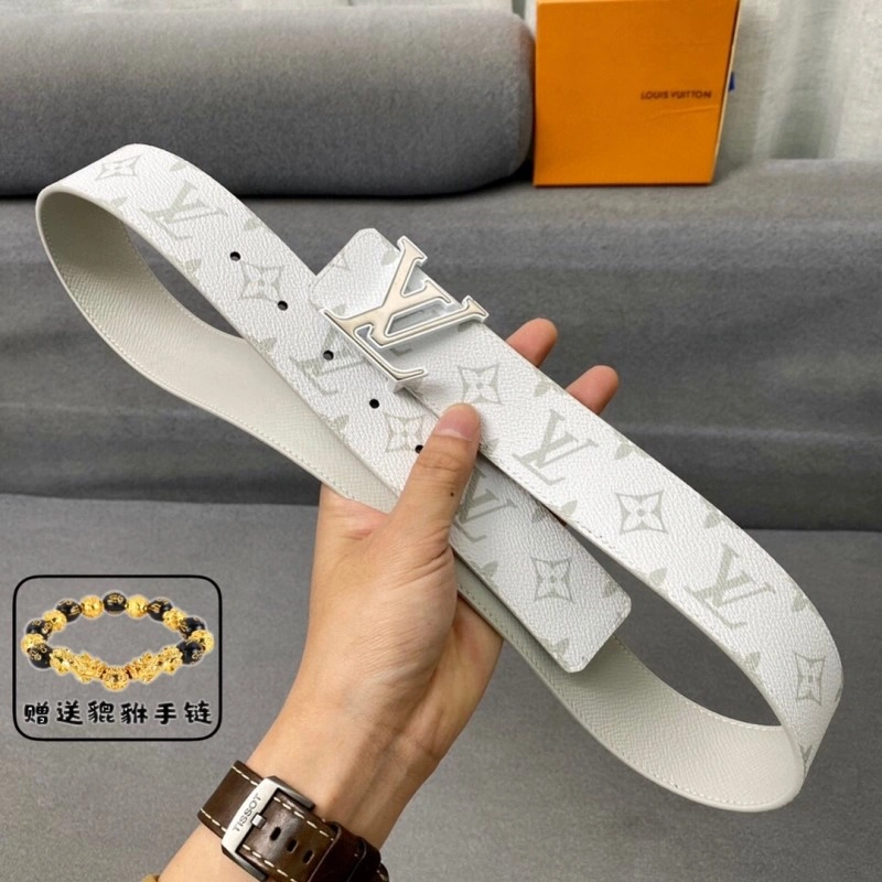 Accurate model Louis Vuitton Belts