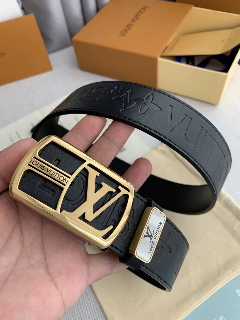 Top mirror Louis Vuitton Belts