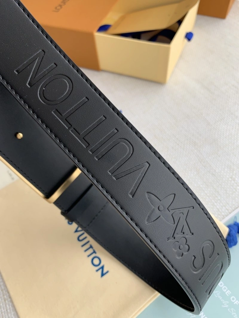 Top mirror Louis Vuitton Belts