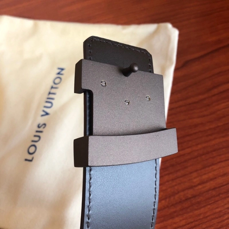 Low-cost Louis Vuitton Belts