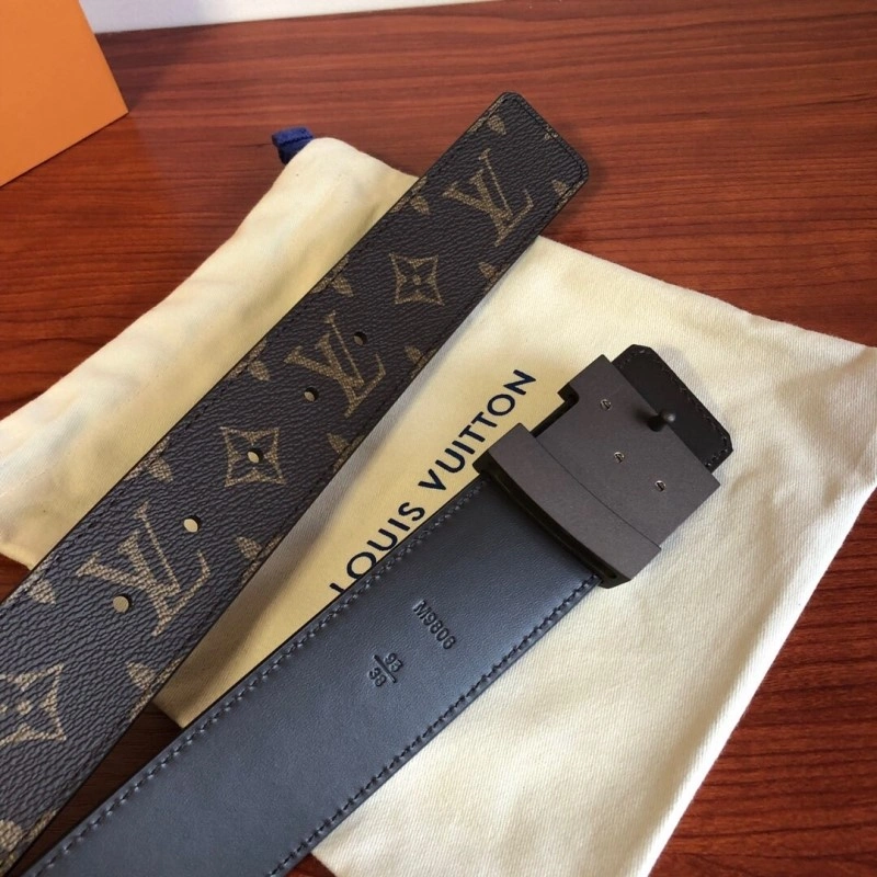 Low-cost Louis Vuitton Belts