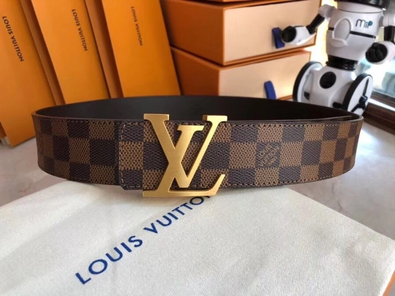 Accurate model Louis Vuitton Belts