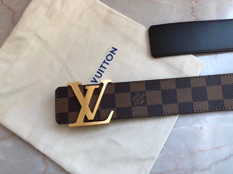 Accurate model Louis Vuitton Belts