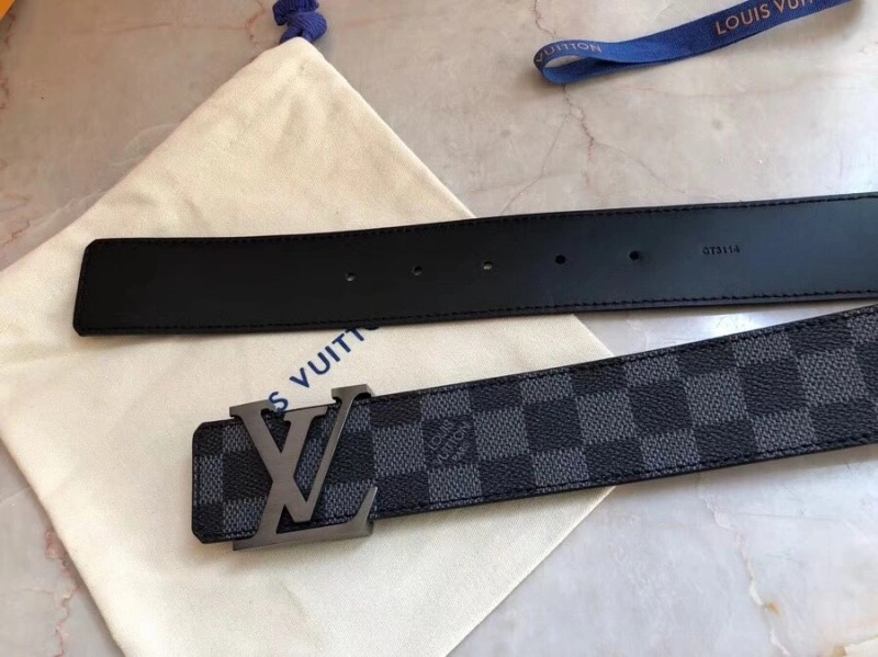 Official Louis Vuitton Belts