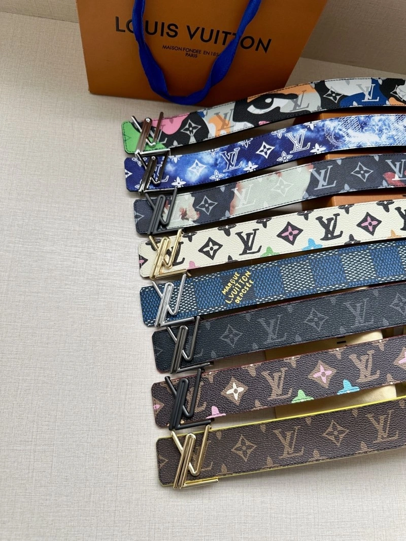 Low-cost Louis Vuitton Belts