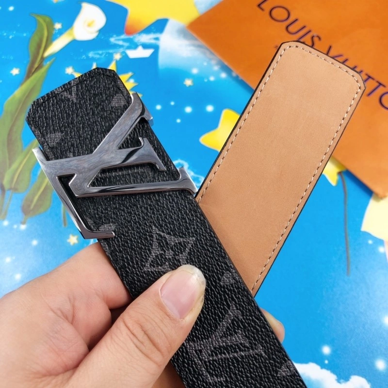 Top mirror Louis Vuitton Belts