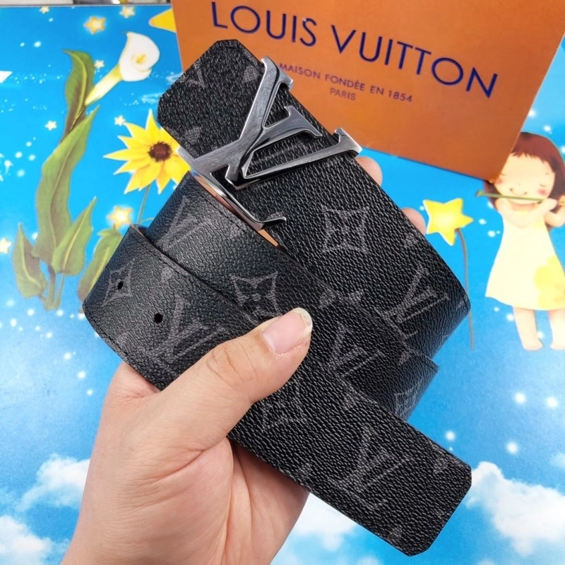 Top mirror Louis Vuitton Belts
