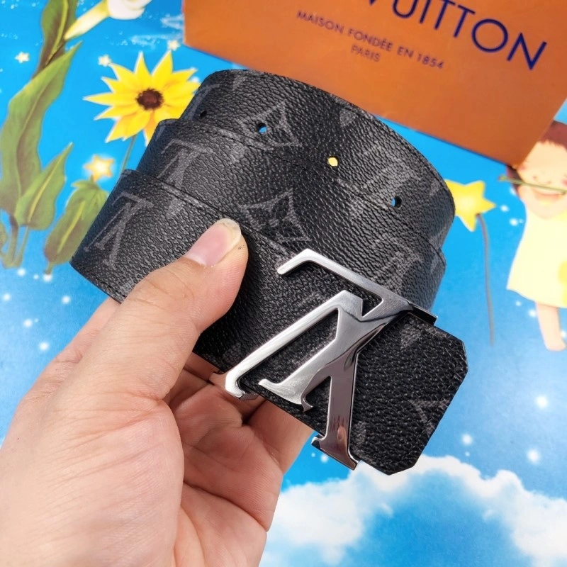 Top mirror Louis Vuitton Belts