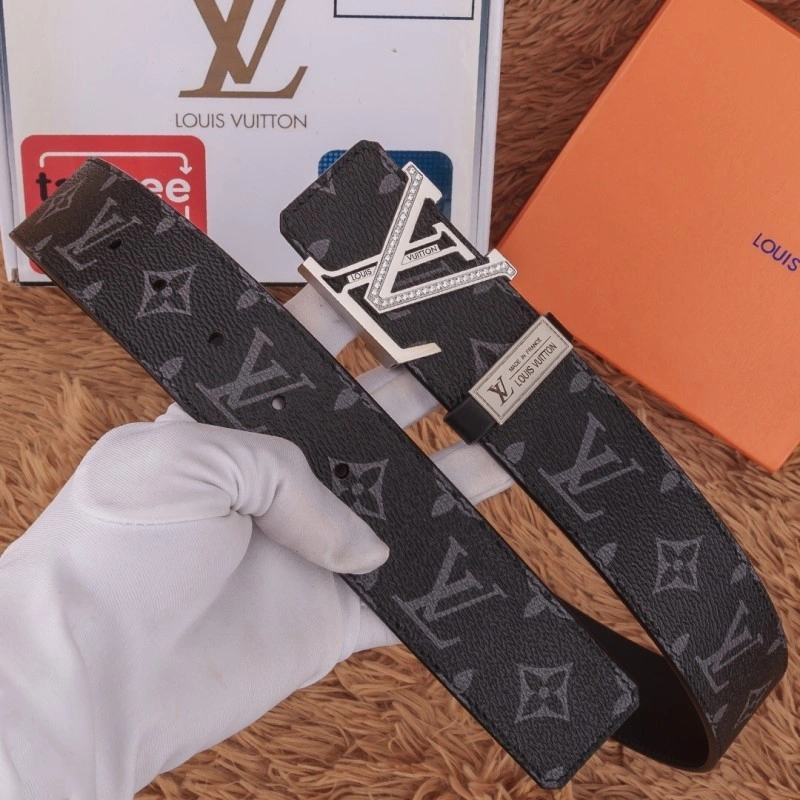 Top mirror Louis Vuitton Belts