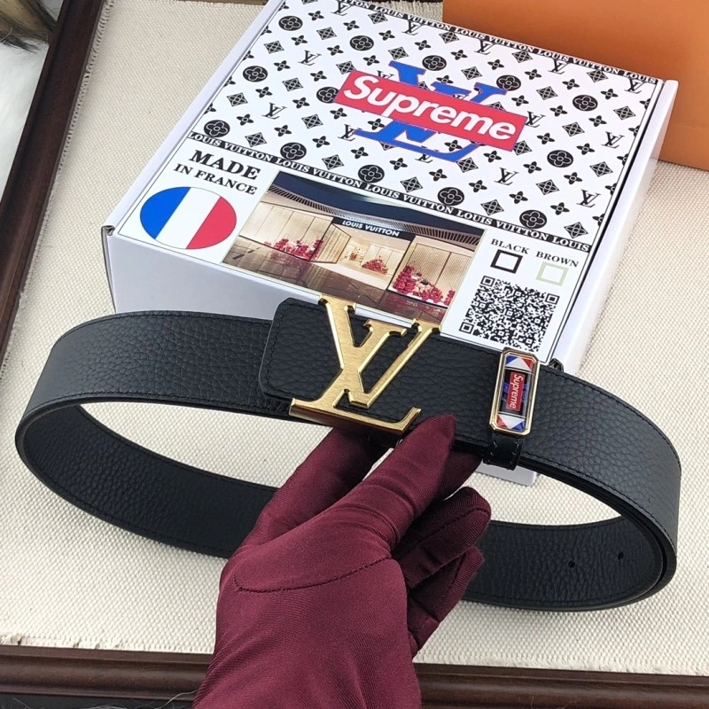 Top mirror Louis Vuitton Belts