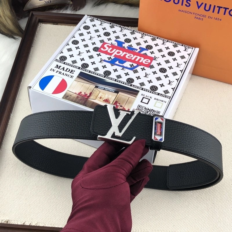 Top mirror Louis Vuitton Belts