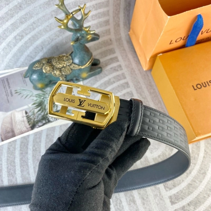 Accurate model Louis Vuitton Belts