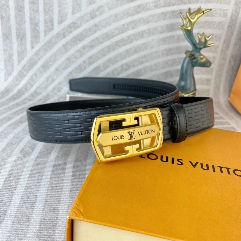 Accurate model Louis Vuitton Belts