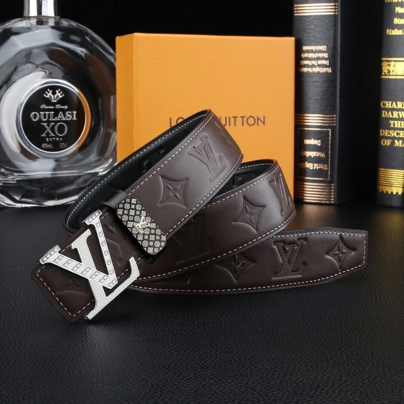 Accurate model Louis Vuitton Belts