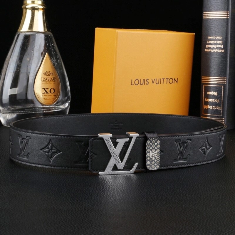 Accurate model Louis Vuitton Belts