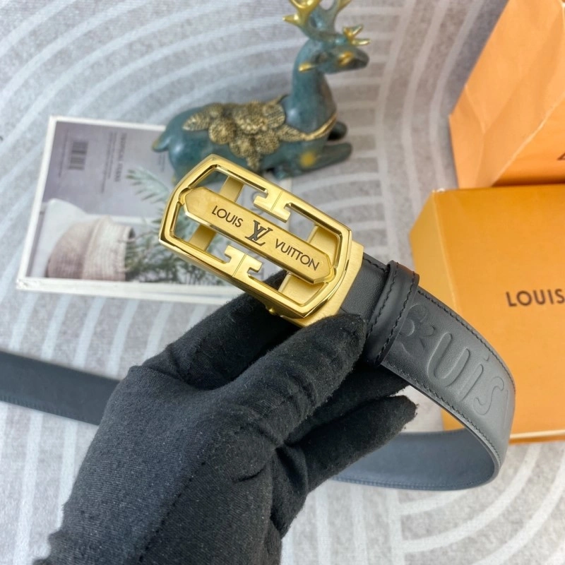 Accurate model Louis Vuitton Belts