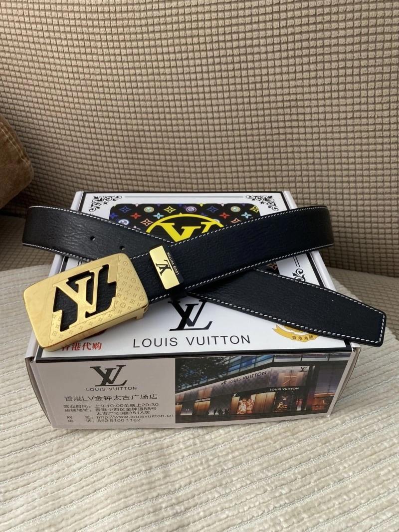 Accurate model Louis Vuitton Belts