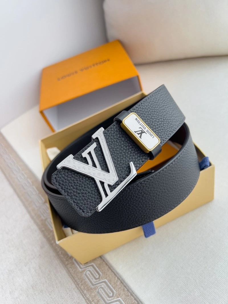 Top mirror Louis Vuitton Belts