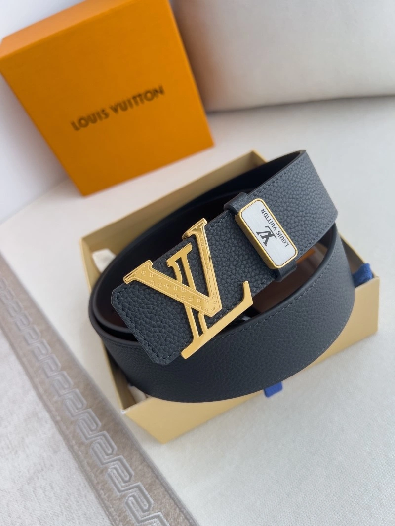 Top mirror Louis Vuitton Belts