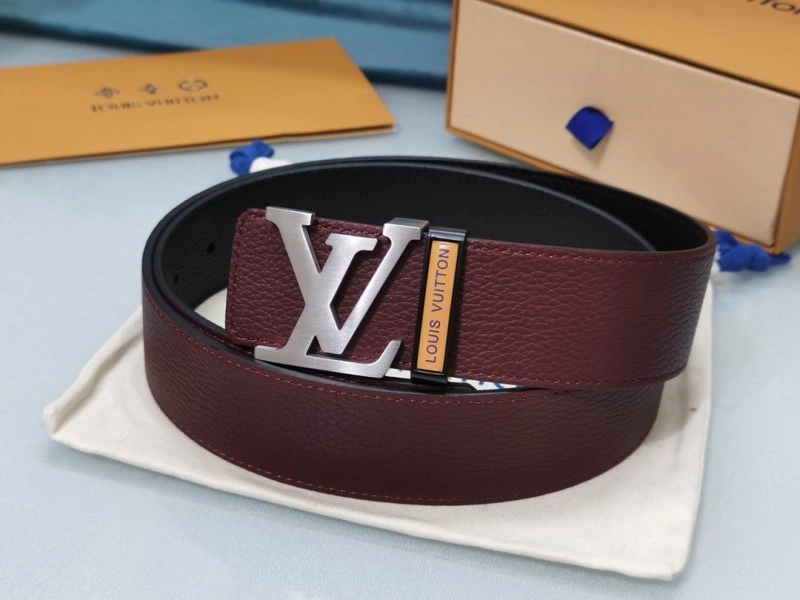 Accurate model Louis Vuitton Belts