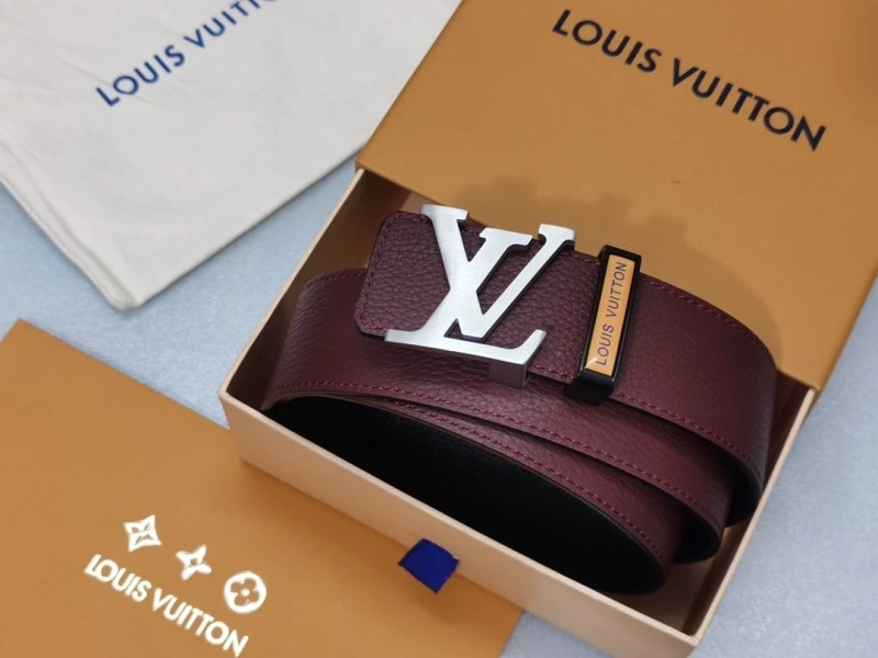 Accurate model Louis Vuitton Belts
