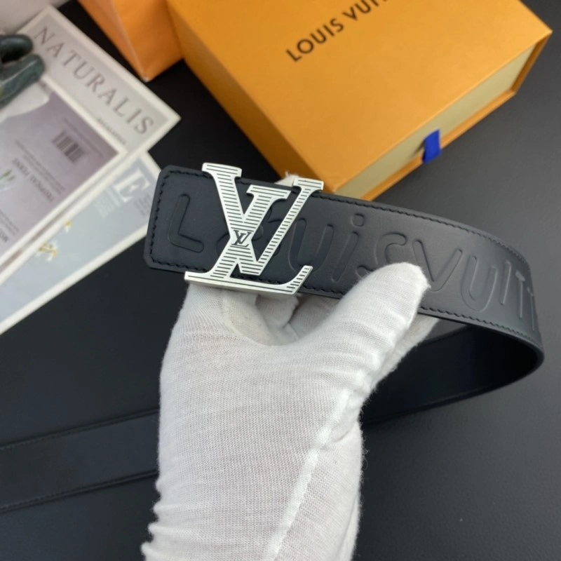 Accurate model Louis Vuitton Belts