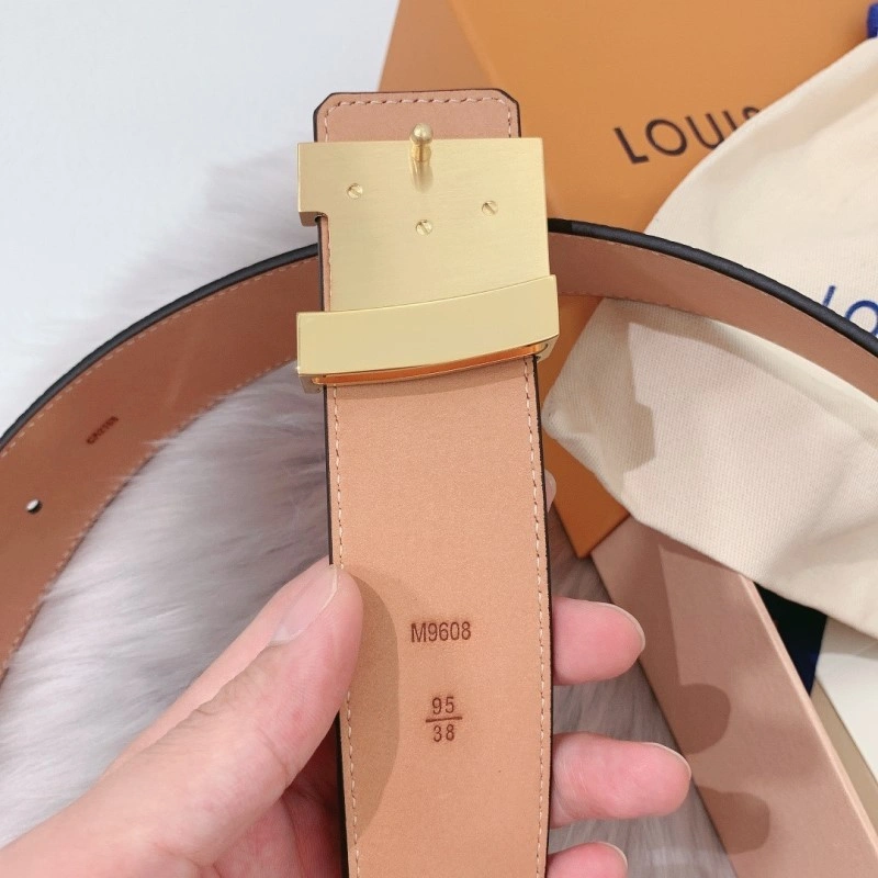 Bargain Louis Vuitton Belts