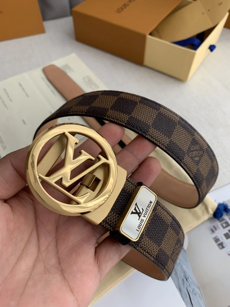 Low-cost Louis Vuitton Belts
