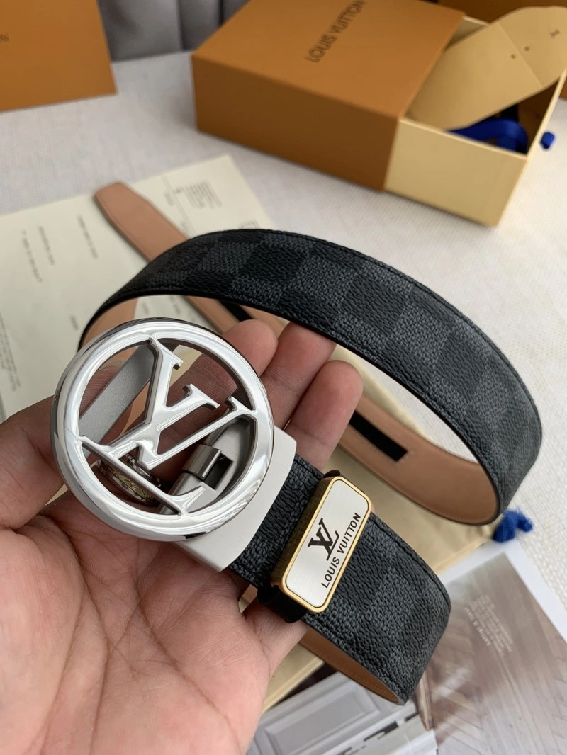 Low-cost Louis Vuitton Belts
