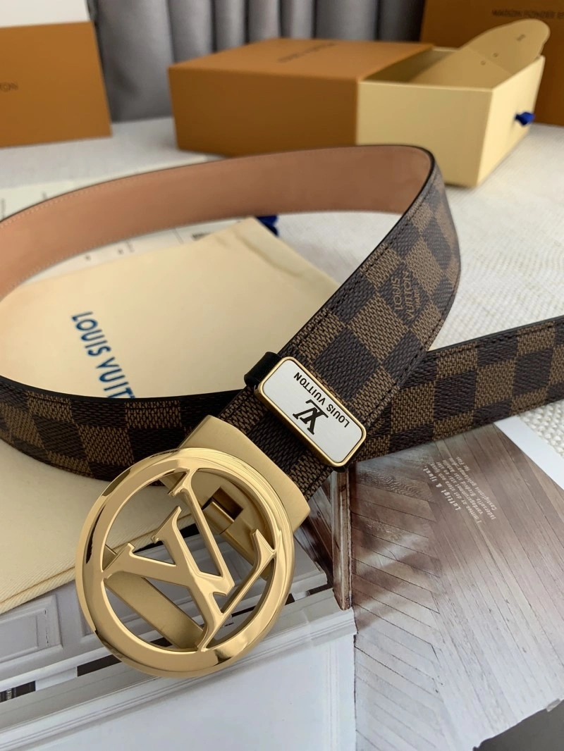 Low-cost Louis Vuitton Belts