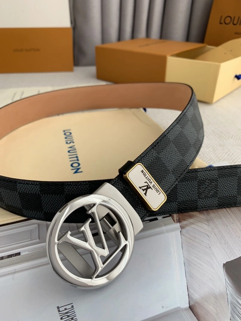 Low-cost Louis Vuitton Belts