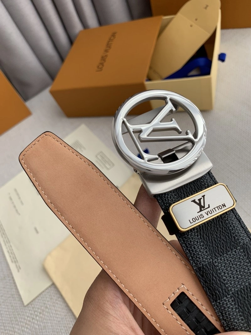 Low-cost Louis Vuitton Belts