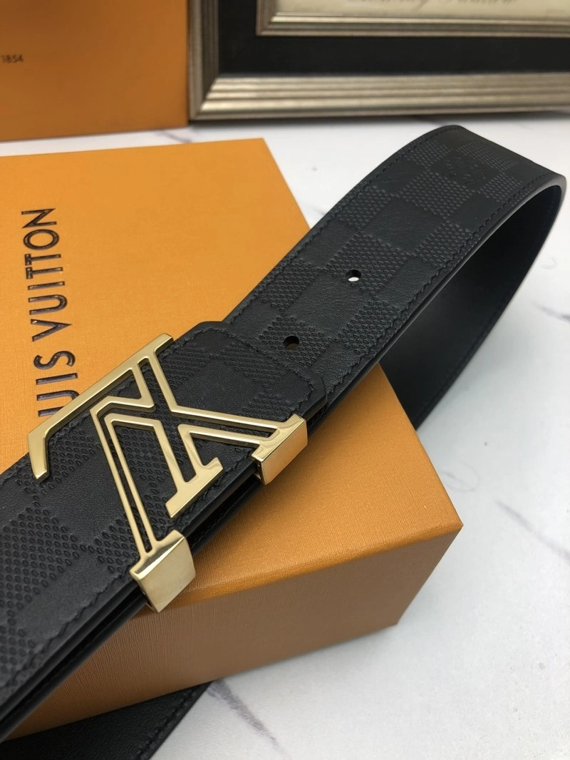 Accurate model Louis Vuitton Belts