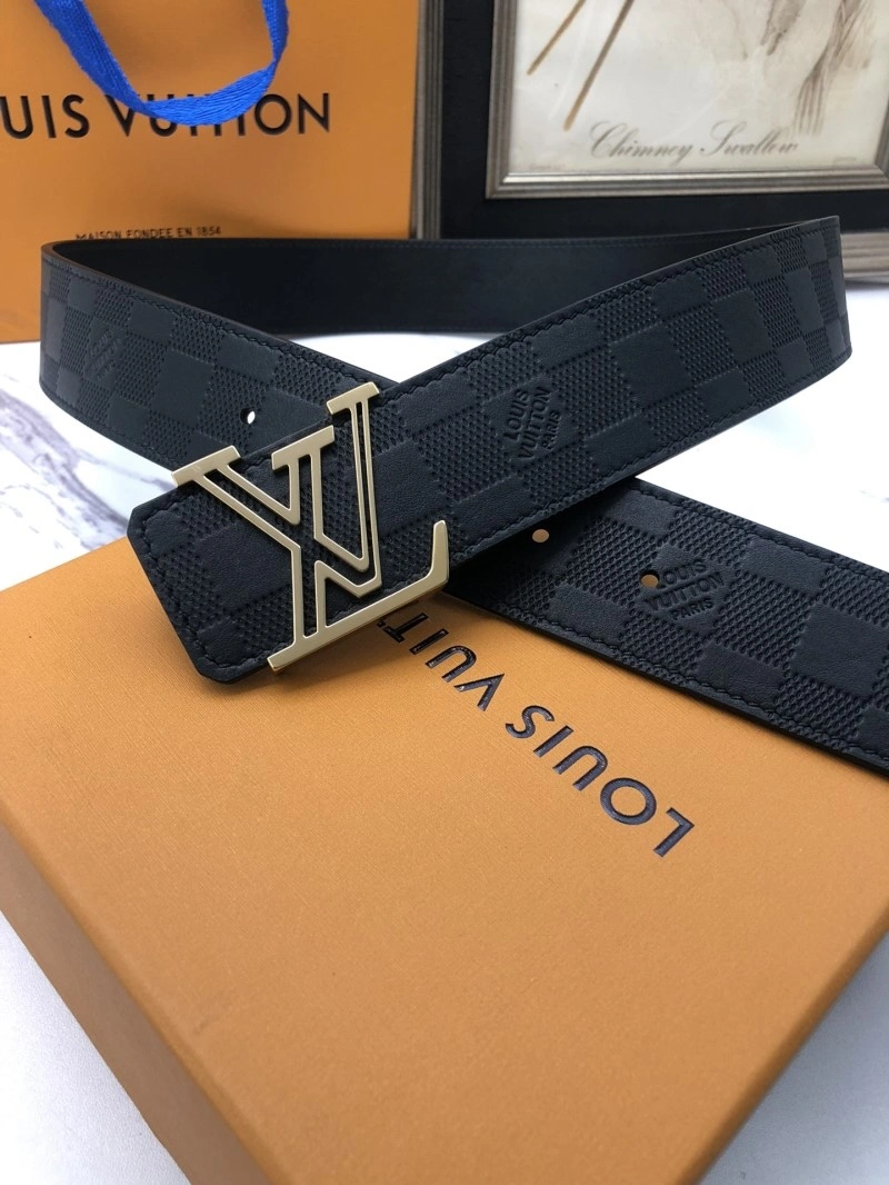Accurate model Louis Vuitton Belts