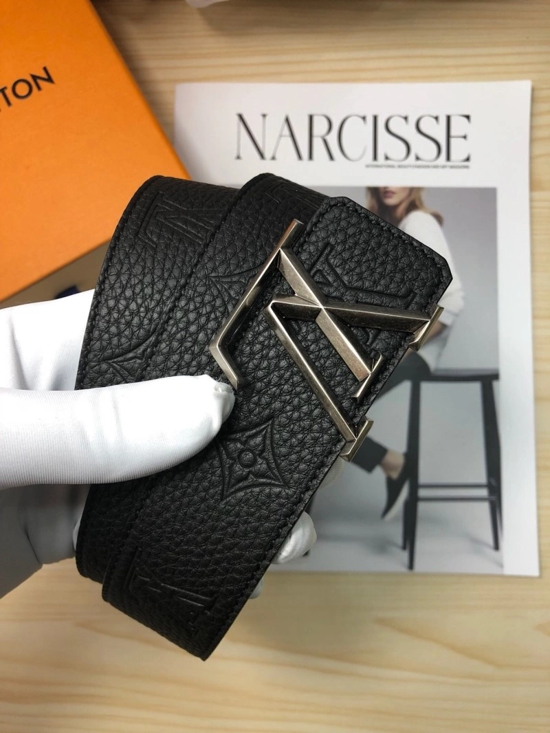 Top mirror Louis Vuitton Belts
