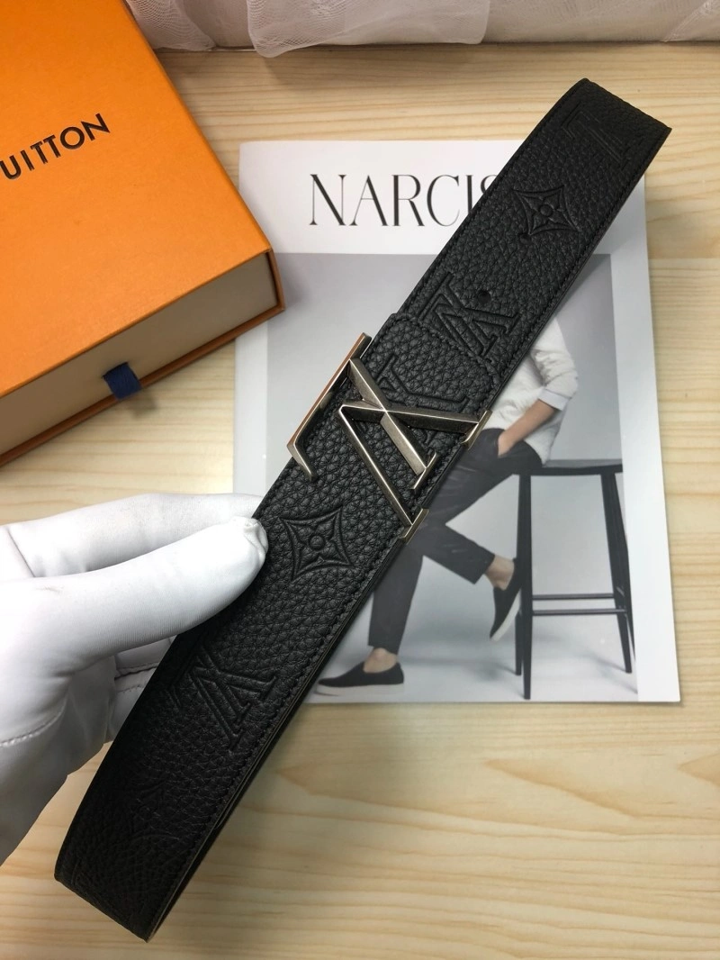 Top mirror Louis Vuitton Belts