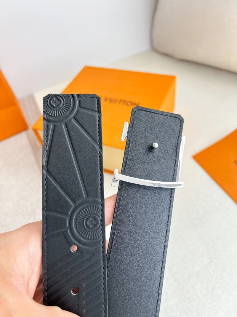 Official Louis Vuitton Belts