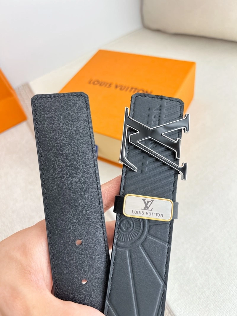 Low-cost Louis Vuitton Belts