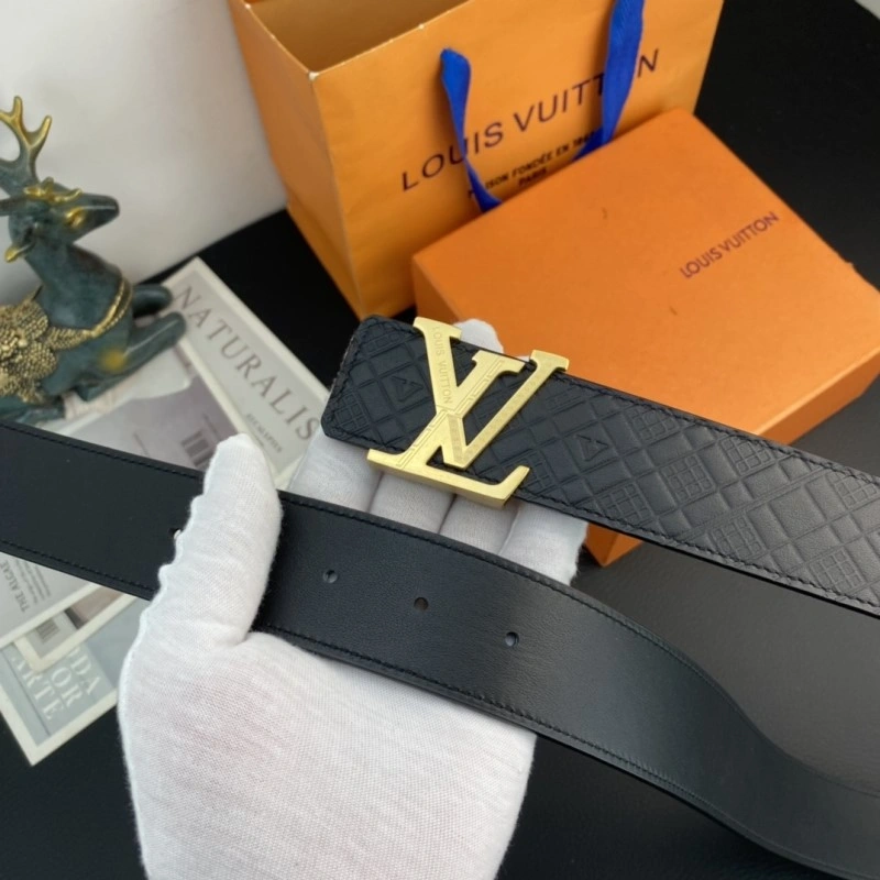 Low-cost Louis Vuitton Belts