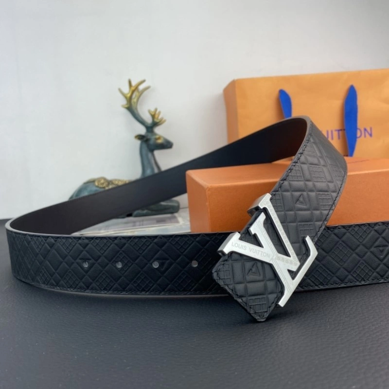Top mirror Louis Vuitton Belts